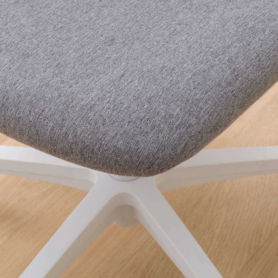 辦公椅/電腦椅/电竞椅 – Page 2 – NITORI Hong Kong Online Store